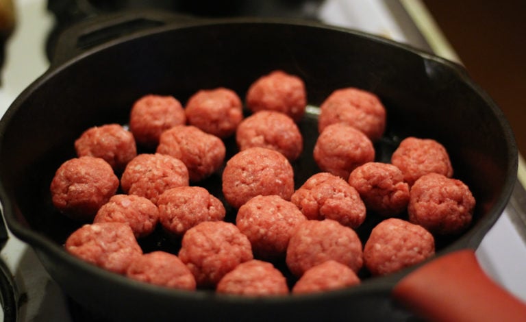 Meatballs and Gravy over Rice - An Easy Recipe for the Whole Family!