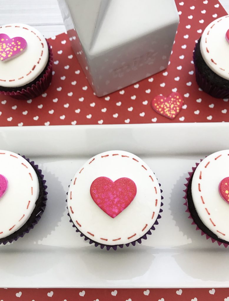Love Stitch Valentine's Day Cupcakes - A Cute, Quick & Easy Party Treat!