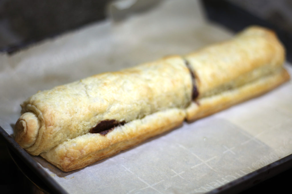 Super Easy and Delicious Air Fryer Chocolate Pastry