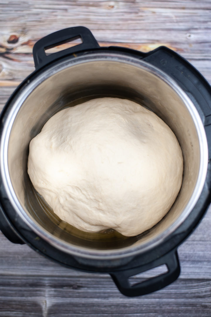 Instant Pot Garlic Knots - Easy Homemade Recipe! - Ginger Casa